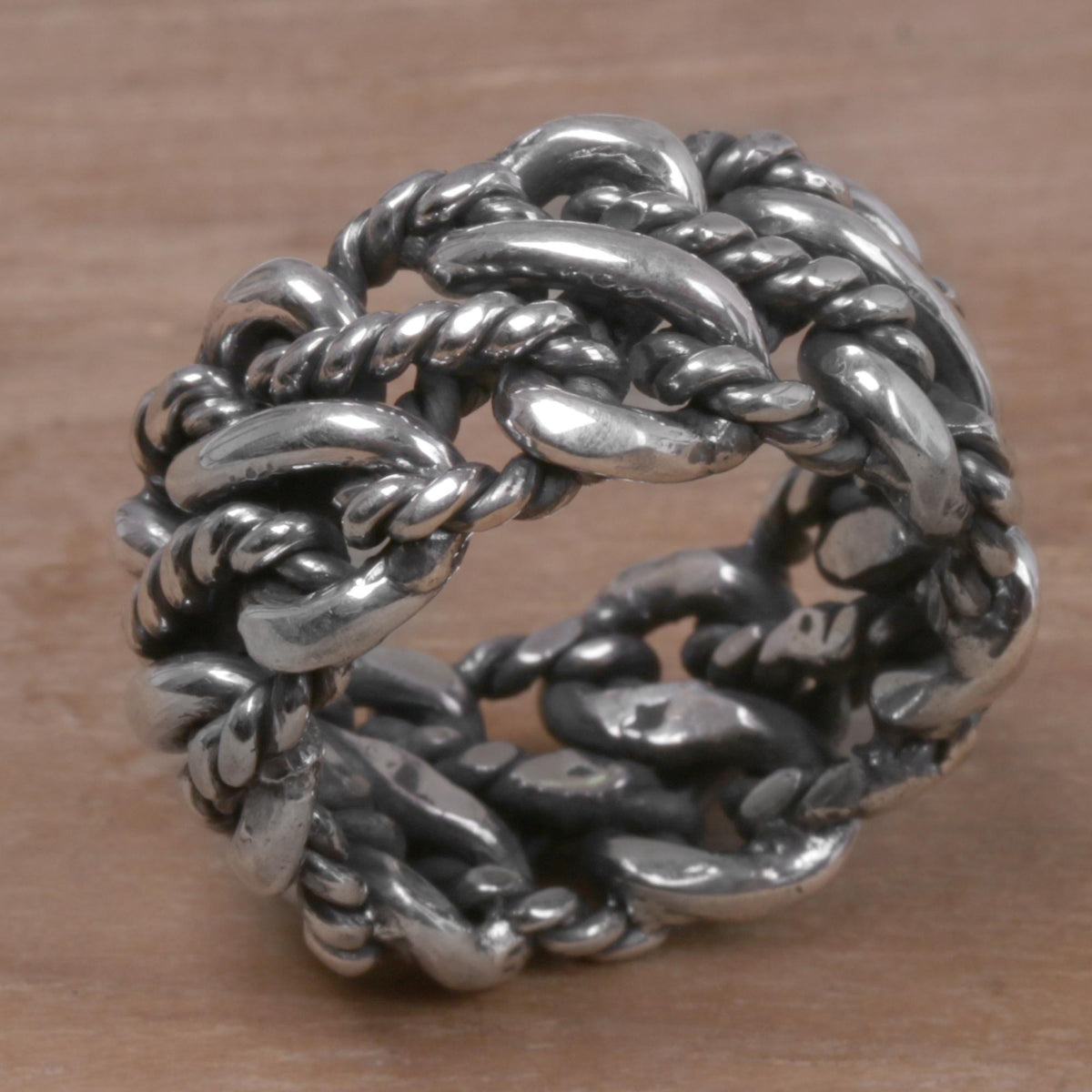 UNDISCOVERED Artisan Box | 925 Sterling Silver Rope Motif Band Ring ...