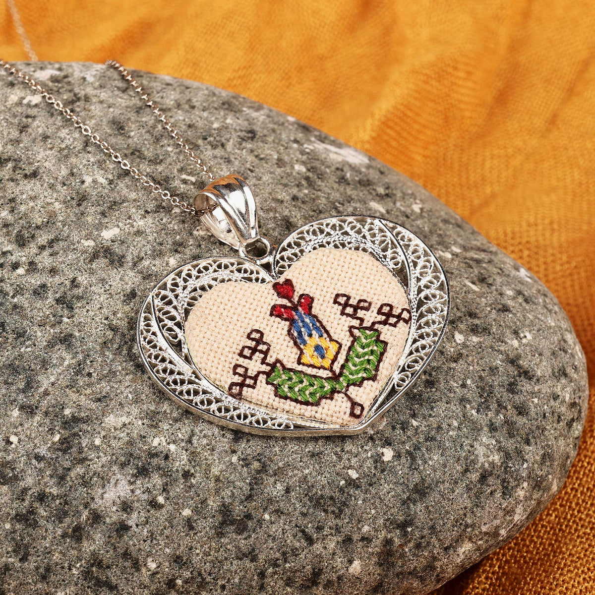 UNDISCOVERED Artisan Box | Embroidered Floral Heart-Shaped Filigree ...